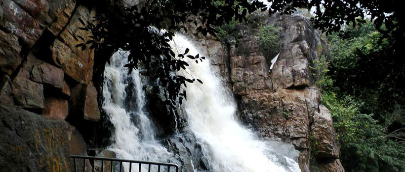 Sanaghagara Waterfall - Travel Holidays India